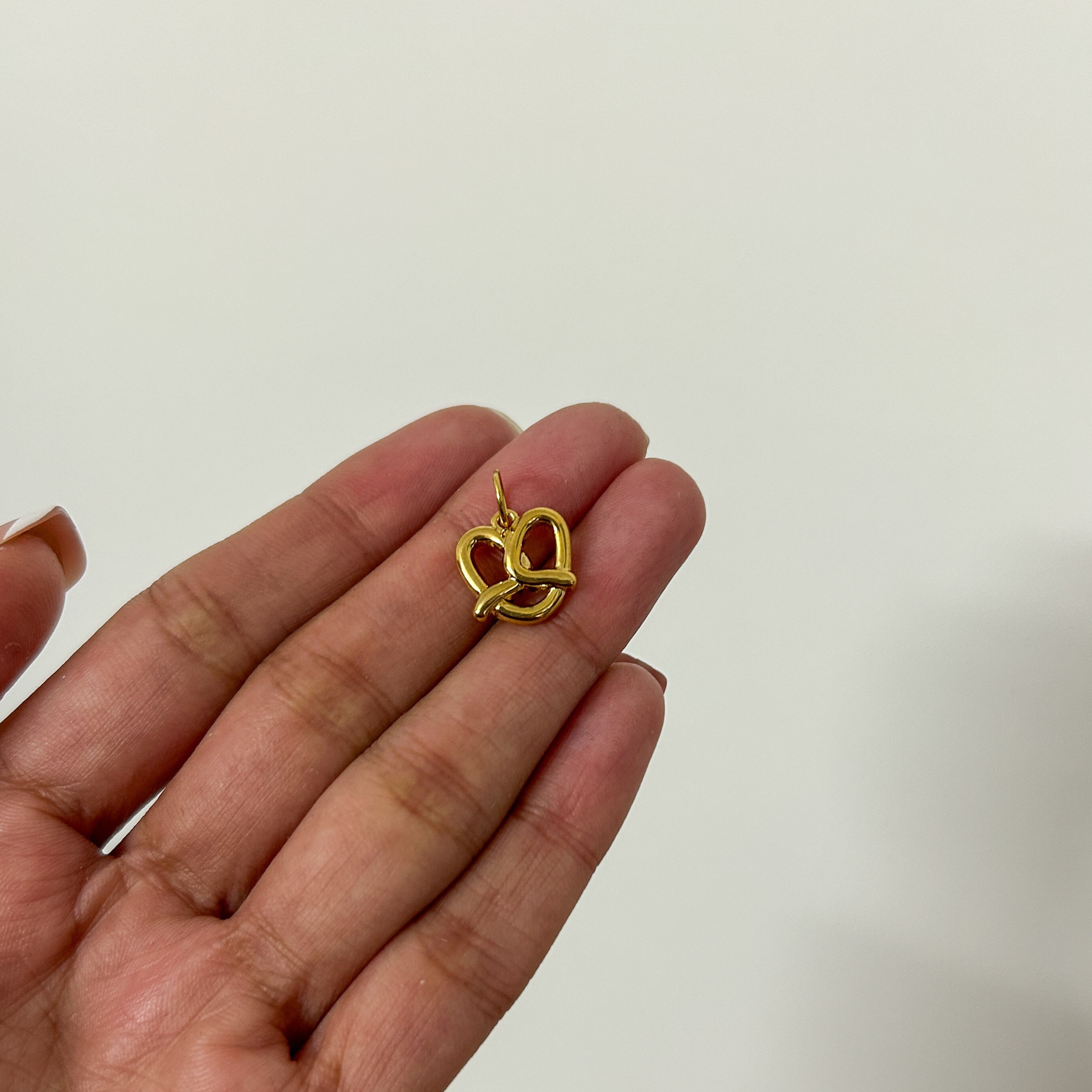 Pretzel Charm – Delta Charms