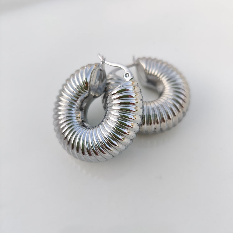Delta Charms